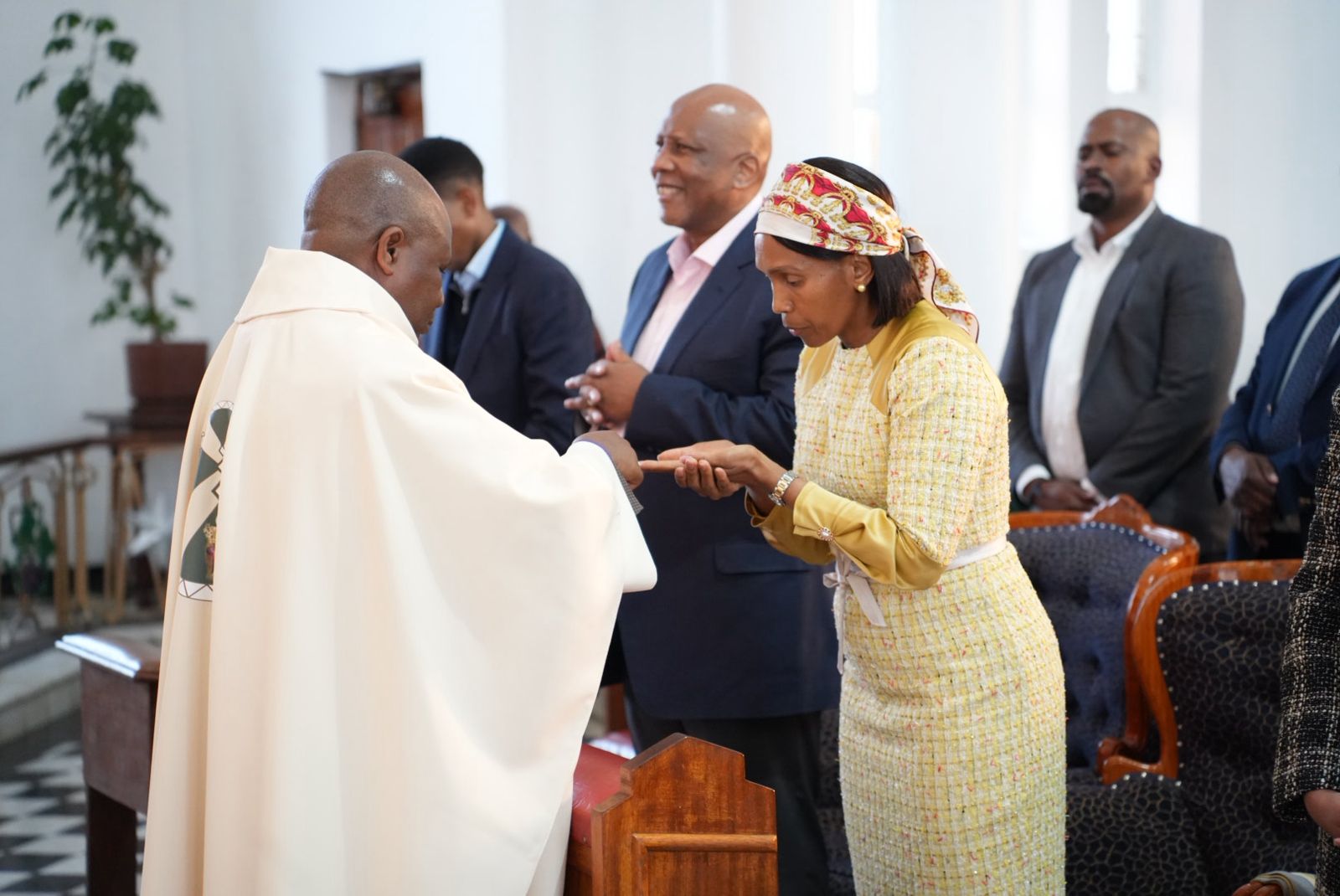 QUEEN'S 50th BIRTHDAY MARKED WITH HOLY MASS - Lesotho News Agency